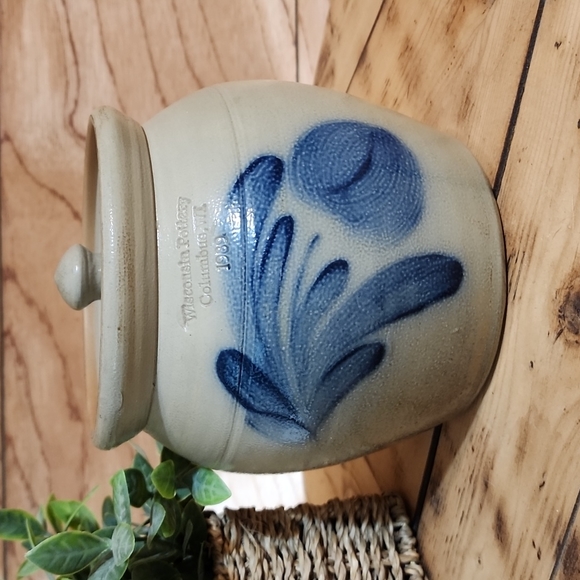 Wisconsin Pottery | Kitchen | Vintage Wisconsin Pottery Columbus Wi 989 ...